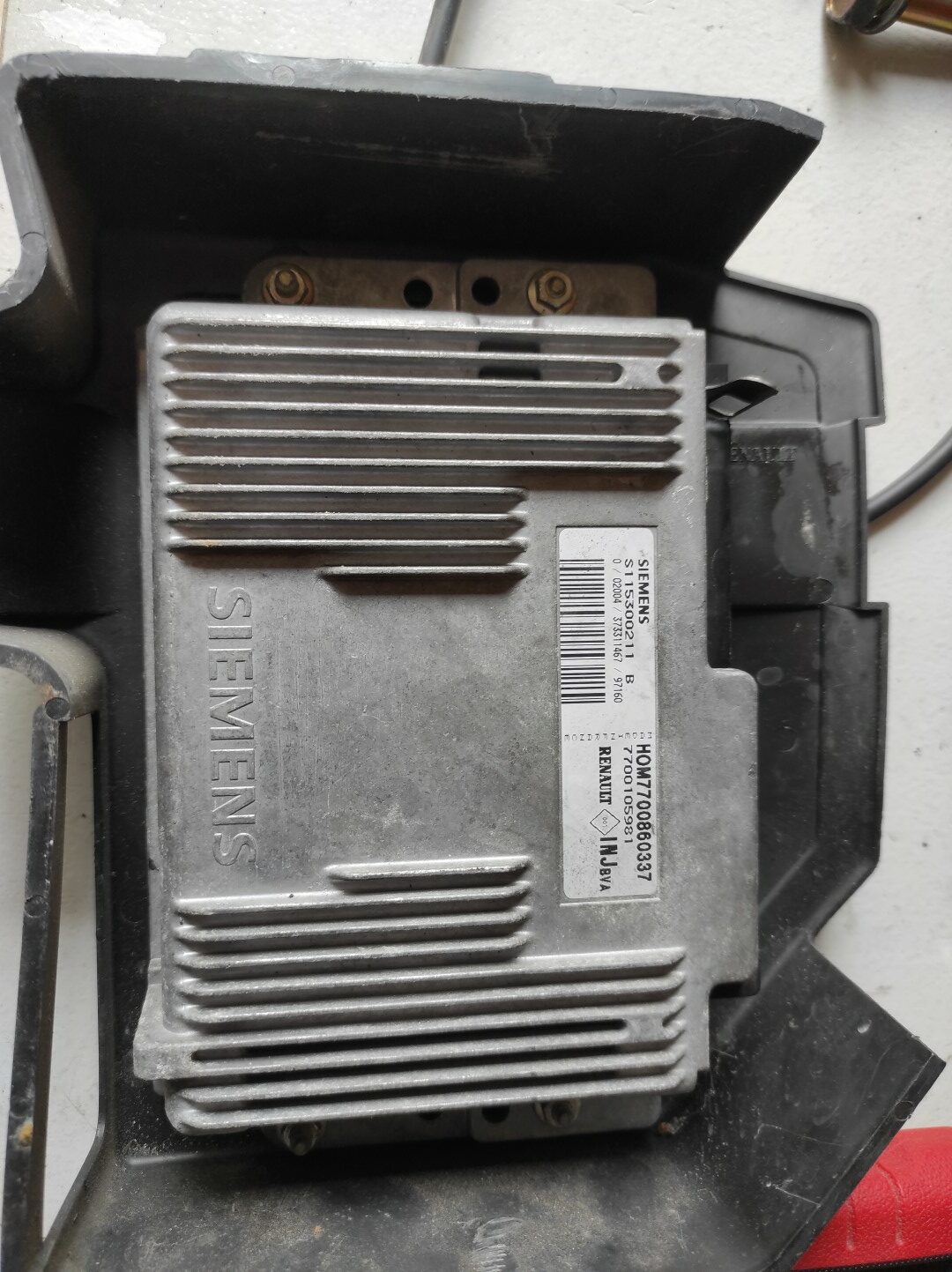 Solution Antidémarrage 1.6e Renault Mégane IMMO OFF / Siemens Fénix 5 ...